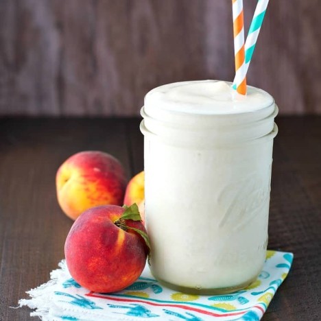 Peaches and Cream Protein Smoothie - The Seasoned Mom