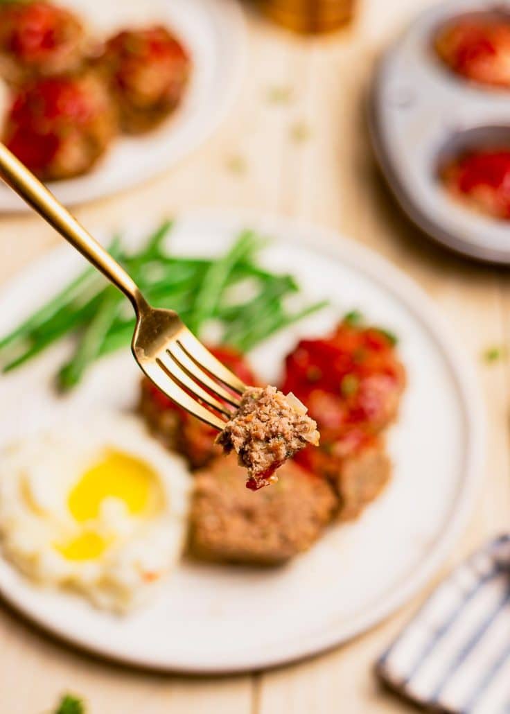 Healthy Mini Meatloaf {Ready in 30 Minutes} – The Seasoned Mom