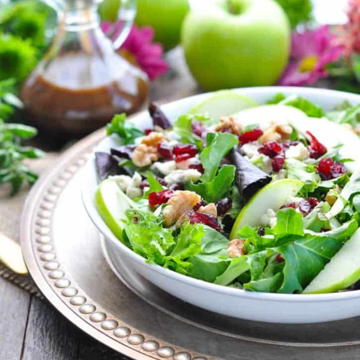 Tossed Salad with Apple Butter Vinaigrette - The Seasoned Mom