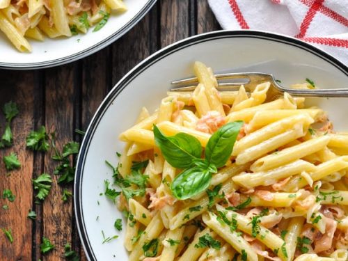 PENNE WITH PARMESAN CREAM AND PROSCIUTTO Recipe