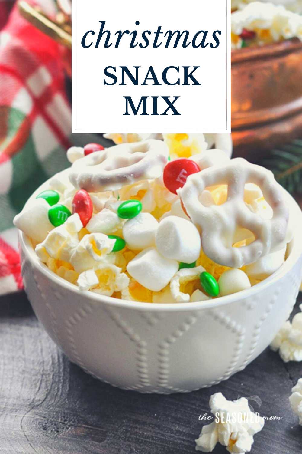 Easy 5-Ingredient Christmas Snack Mix - The Seasoned Mom