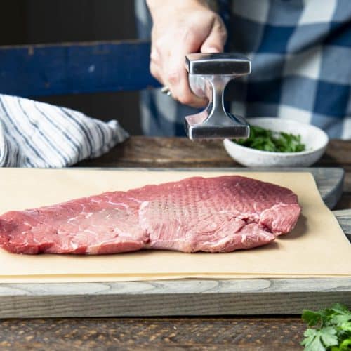 Smothered Round Steak Recipe – Southern Comfort Food