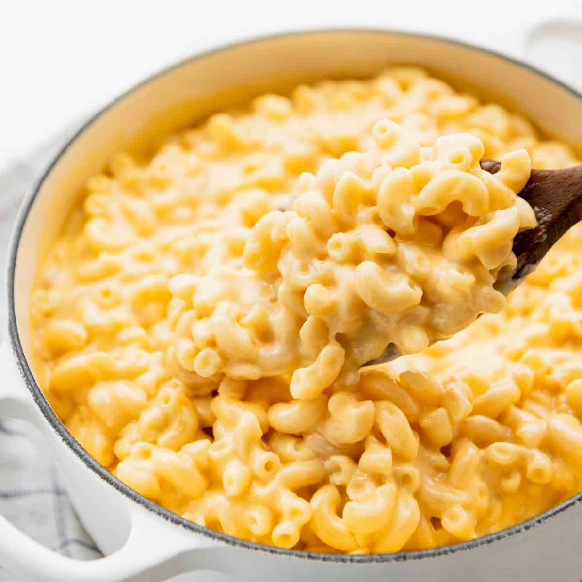 Creamy Baked Mac and Cheese (Make-Ahead!)