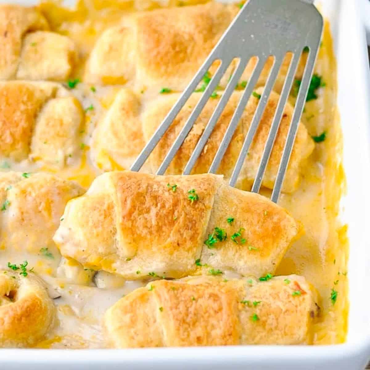 Roast Beef and Cheddar Crescent Rolls | The Seasoned Mom