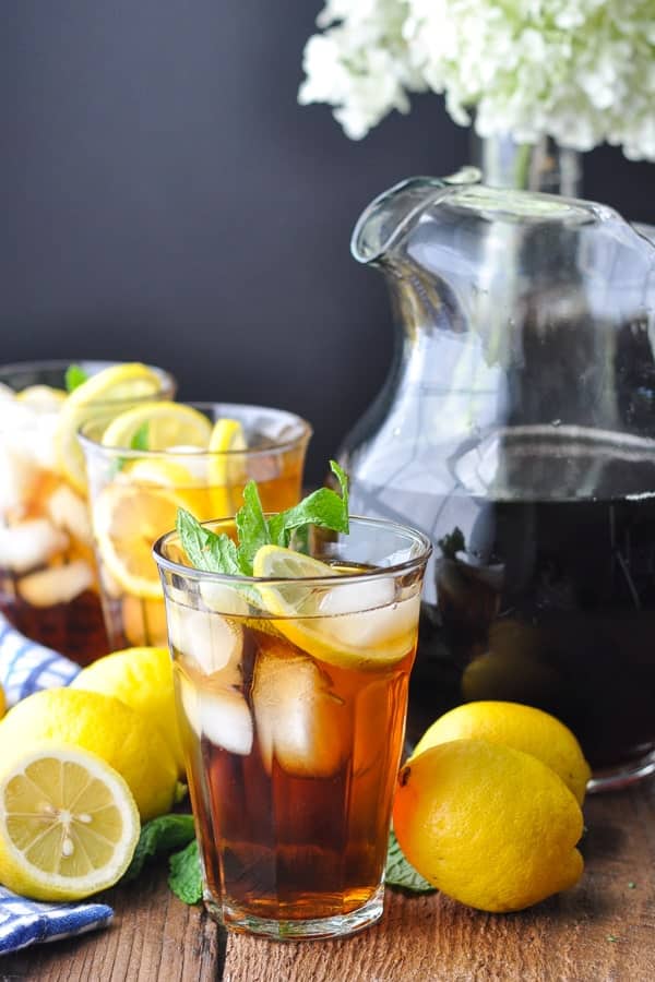 Sweet Tea Recipe - The Seasoned Mom