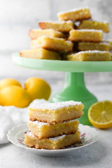 Lemon Squares {Easy Old-Fashioned Recipe!} - The Seasoned Mom