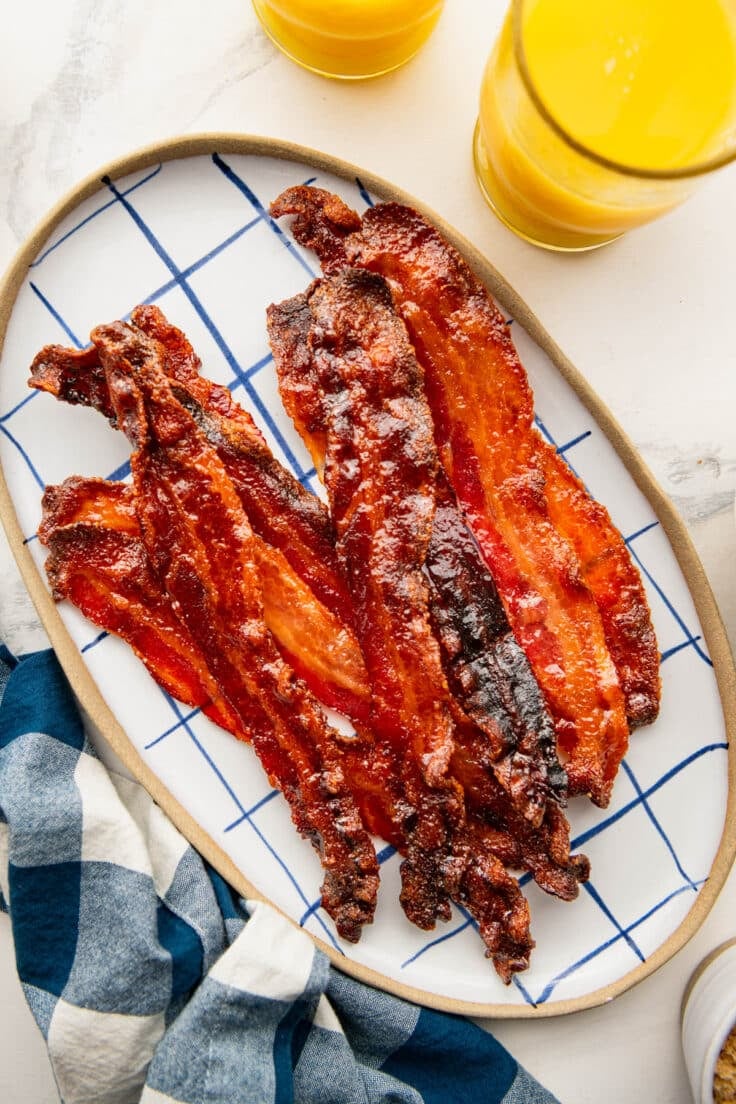 Candied Bacon {Easy Oven-Baked Pig Candy} – The Seasoned Mom