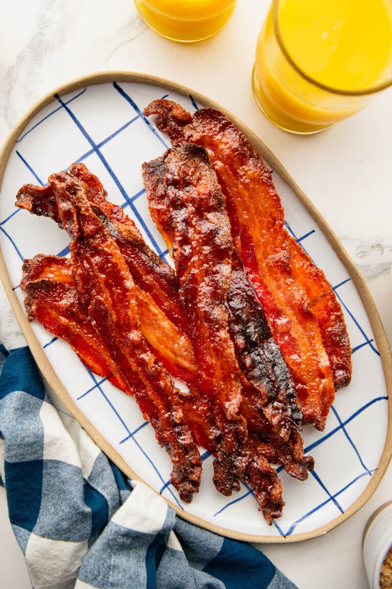 Candied Bacon {Easy Oven-Baked Pig Candy} – The Seasoned Mom