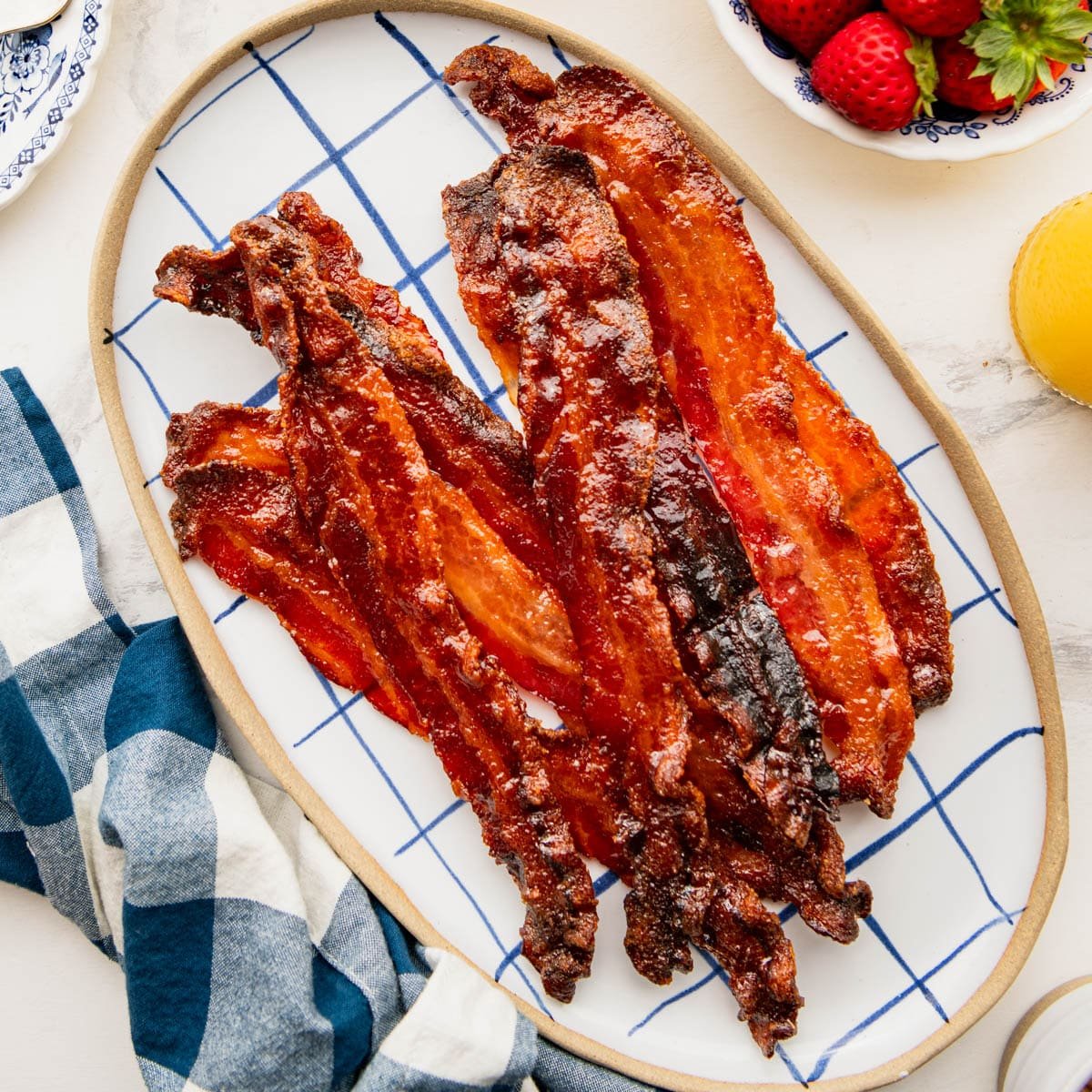 Candied Bacon {Easy Oven-Baked Pig Candy} – The Seasoned Mom