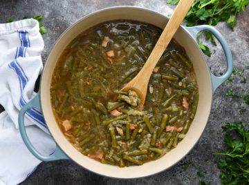 Southern Style Green Beans - The Seasoned Mom
