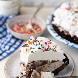 Ice Cream Pie - The Seasoned Mom