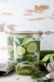 Refrigerator Dill Pickles - The Seasoned Mom