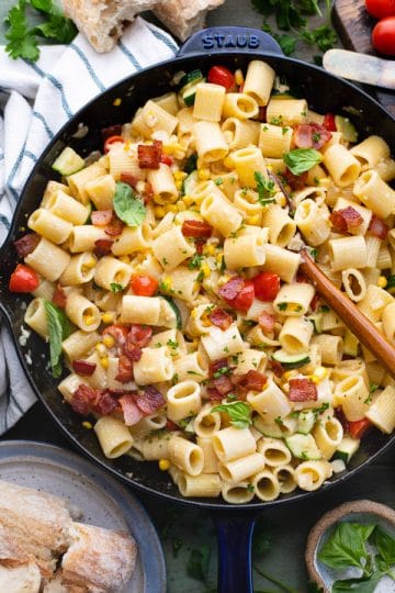 Pasta with Corn, Bacon, Tomatoes and Zucchini - The Seasoned Mom