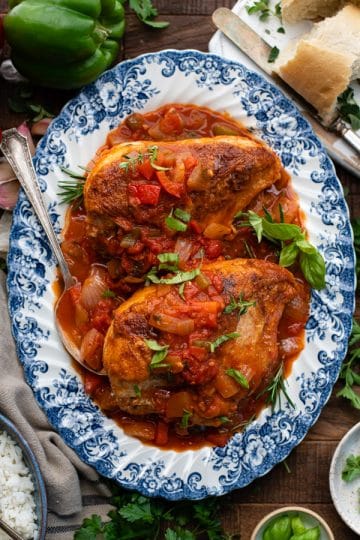 Chicken Cacciatore {Italian Hunter's Chicken} - The Seasoned Mom