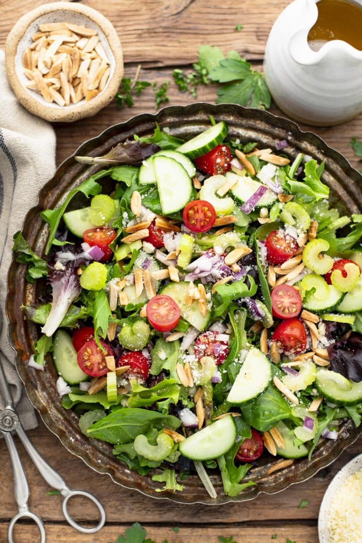 Red Wine Vinegar Salad Dressing - The Seasoned Mom