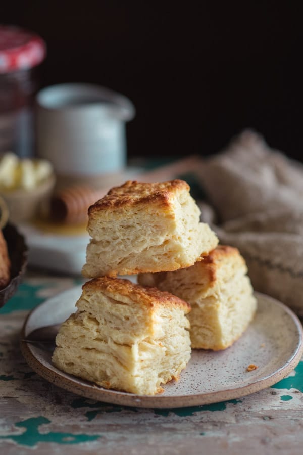 Flaky Biscuits {a Farmhouse Favorite!} - The Seasoned Mom