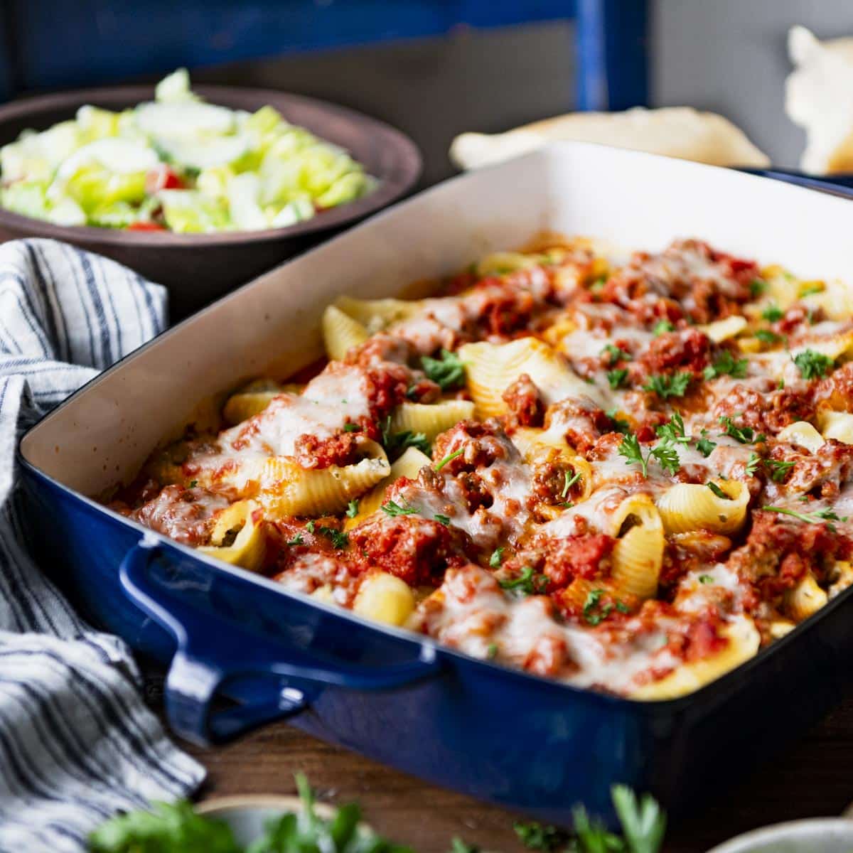 Stuffed Shells with Meat {Easy Make-Ahead Dinner} – The Seasoned Mom