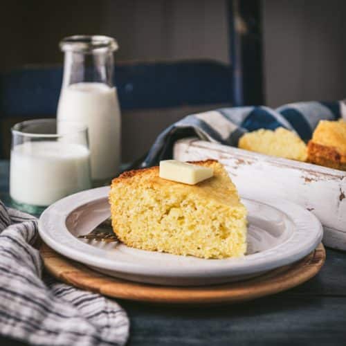 Sweet Cornbread - The Seasoned Mom