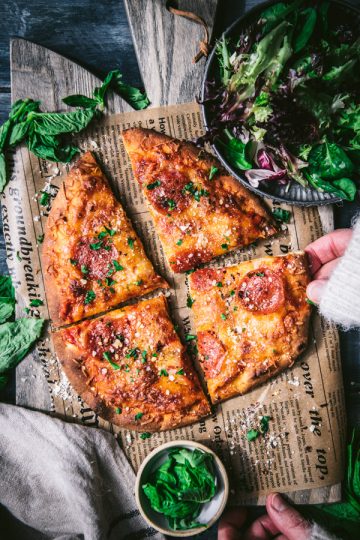 Flatbread Pizza - The Seasoned Mom