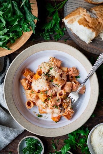 Simple Baked Rigatoni - The Seasoned Mom