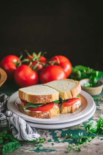 Tomato Sandwich - The Seasoned Mom