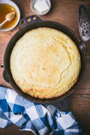 Southern Cornbread Recipe - The Seasoned Mom