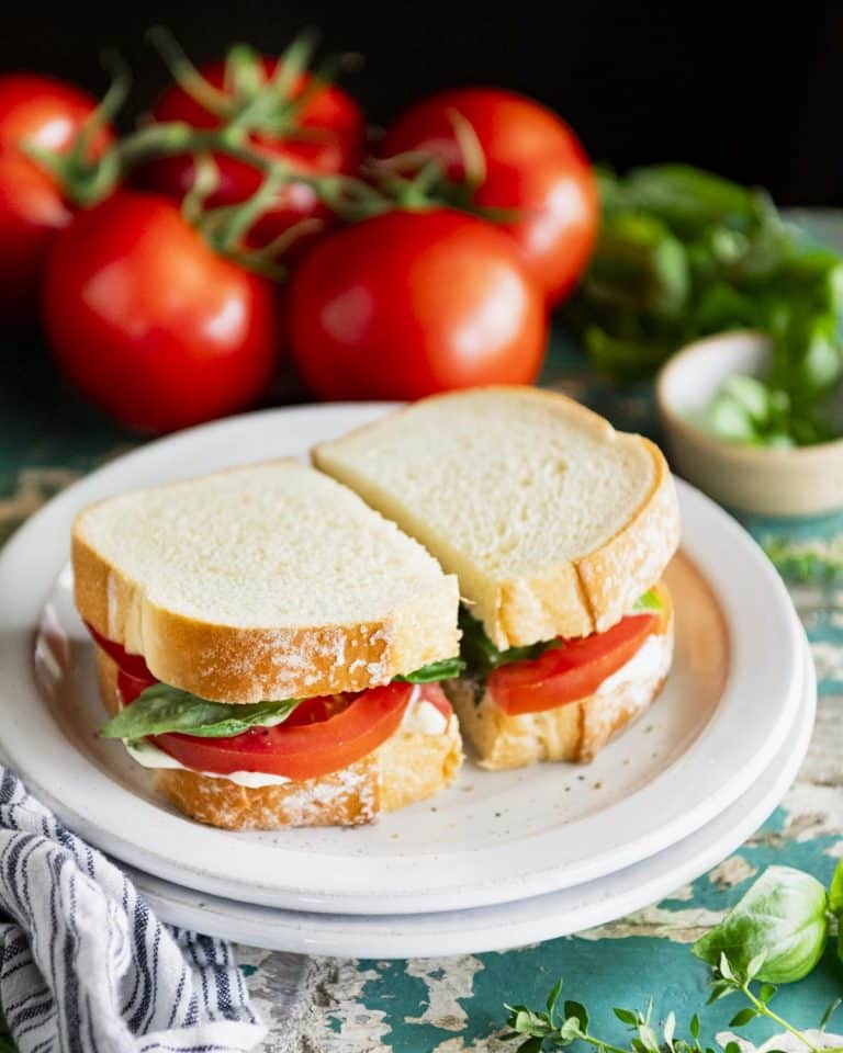 Tomato Sandwich - The Seasoned Mom