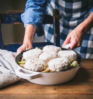 Virginia Apple Cobbler - The Seasoned Mom