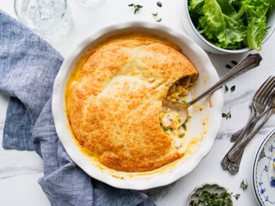 Bisquick Chicken Pot Pie {Easy 10-Minute Prep} – The Seasoned Mom