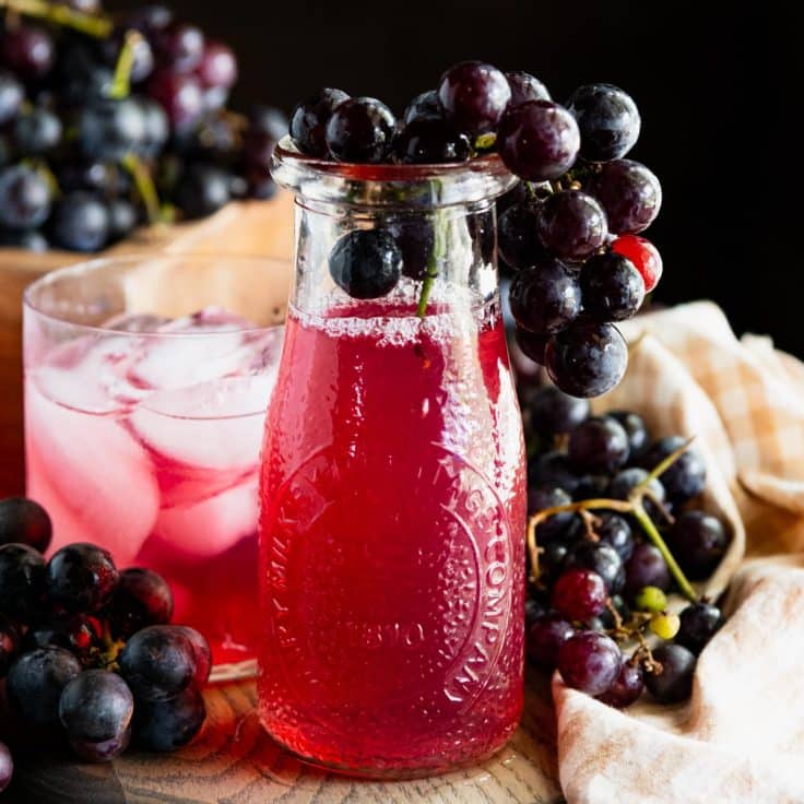 How to Make Grape Juice (the Easiest Canning Recipe)