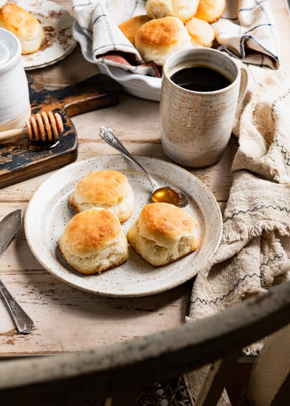 4-Ingredient 7UP Biscuits with Bisquick