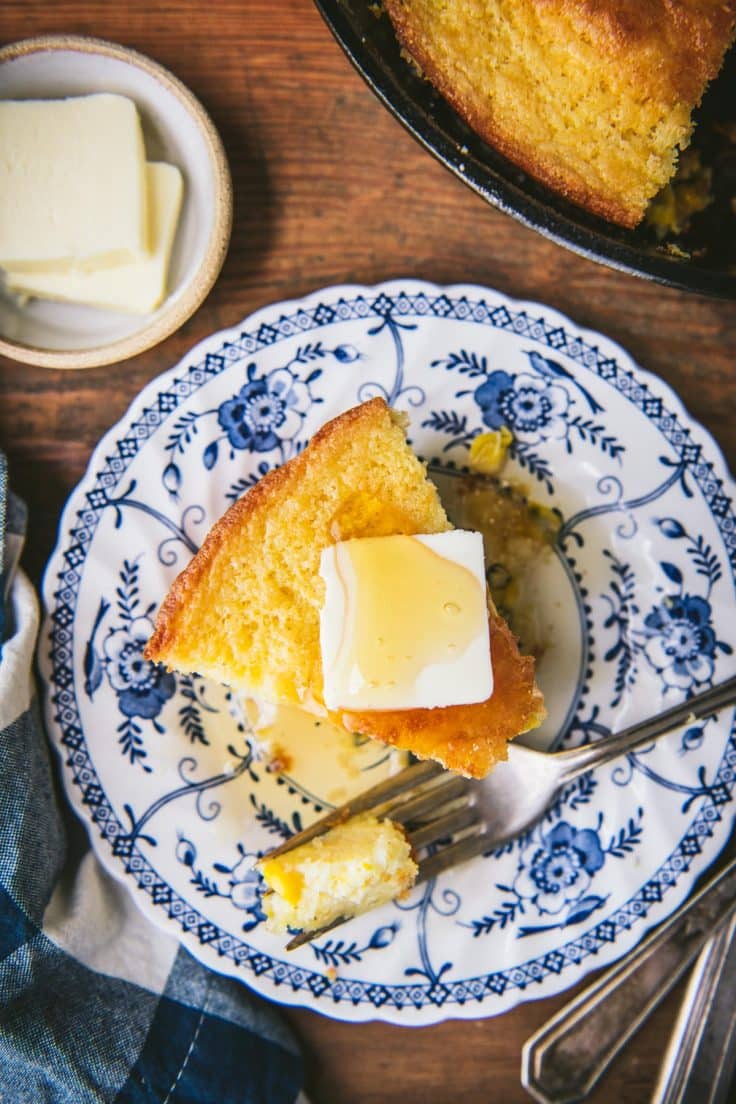 Sour Cream Cornbread - The Seasoned Mom