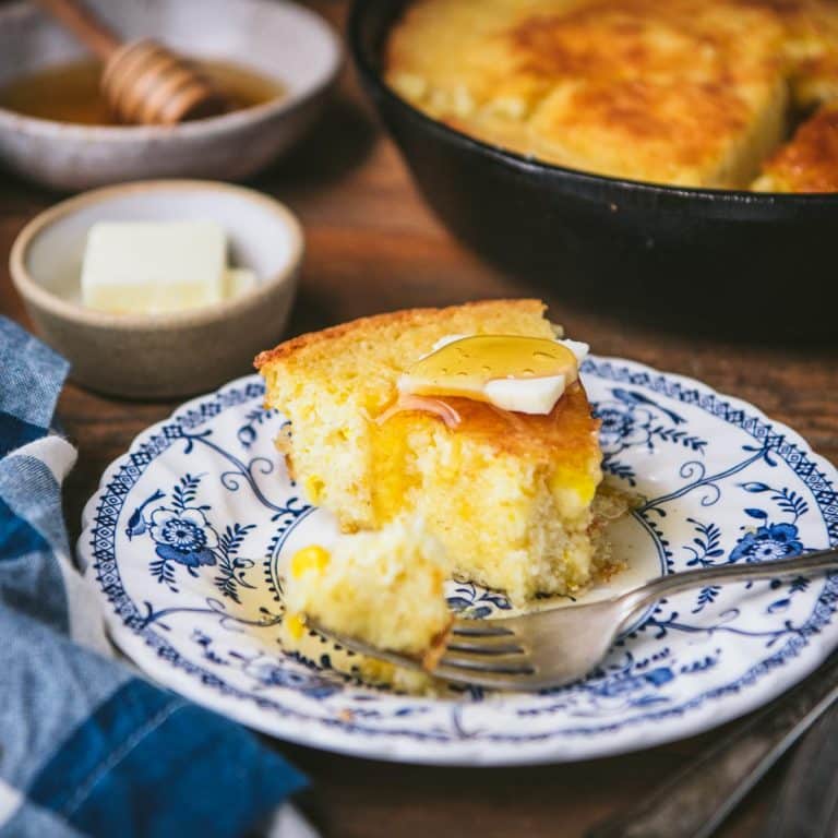 Sour Cream Cornbread - The Seasoned Mom