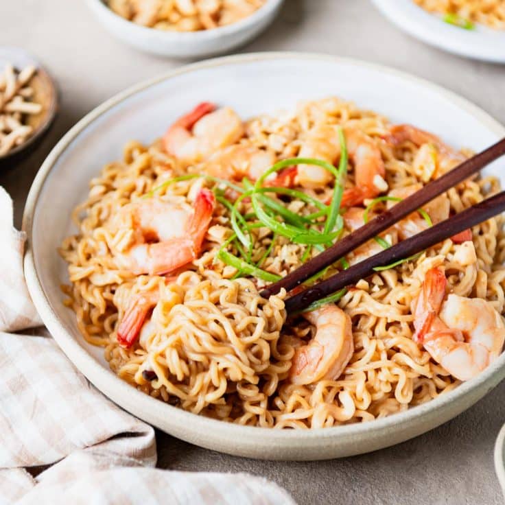 15-Minute Shrimp Ramen with Peanut Sauce - The Seasoned Mom