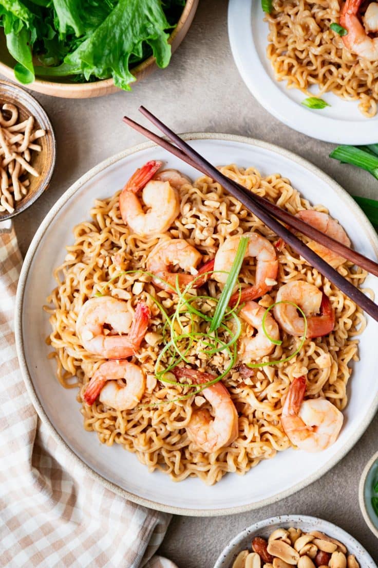 15-Minute Shrimp Ramen with Peanut Sauce - The Seasoned Mom