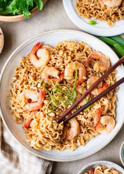 15-Minute Shrimp Ramen with Peanut Sauce - The Seasoned Mom
