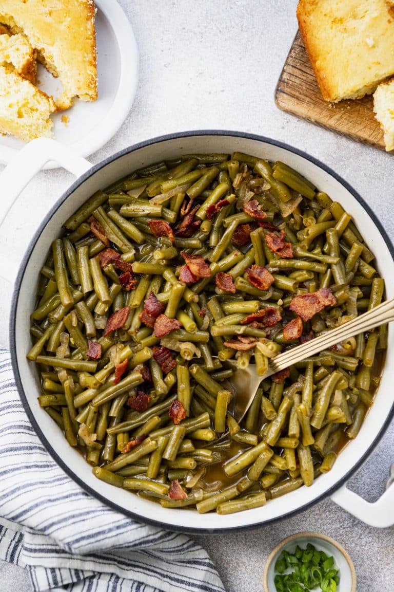 Southern Style Green Beans - The Seasoned Mom