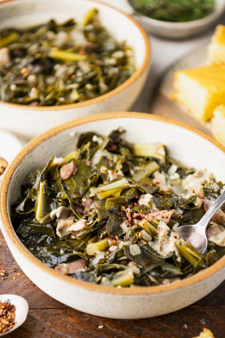 Southern Collard Greens - The Seasoned Mom