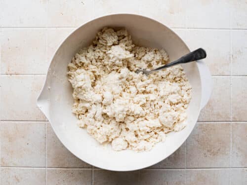 Flaky Biscuits {Easy 30-Minute Recipe} – The Seasoned Mom
