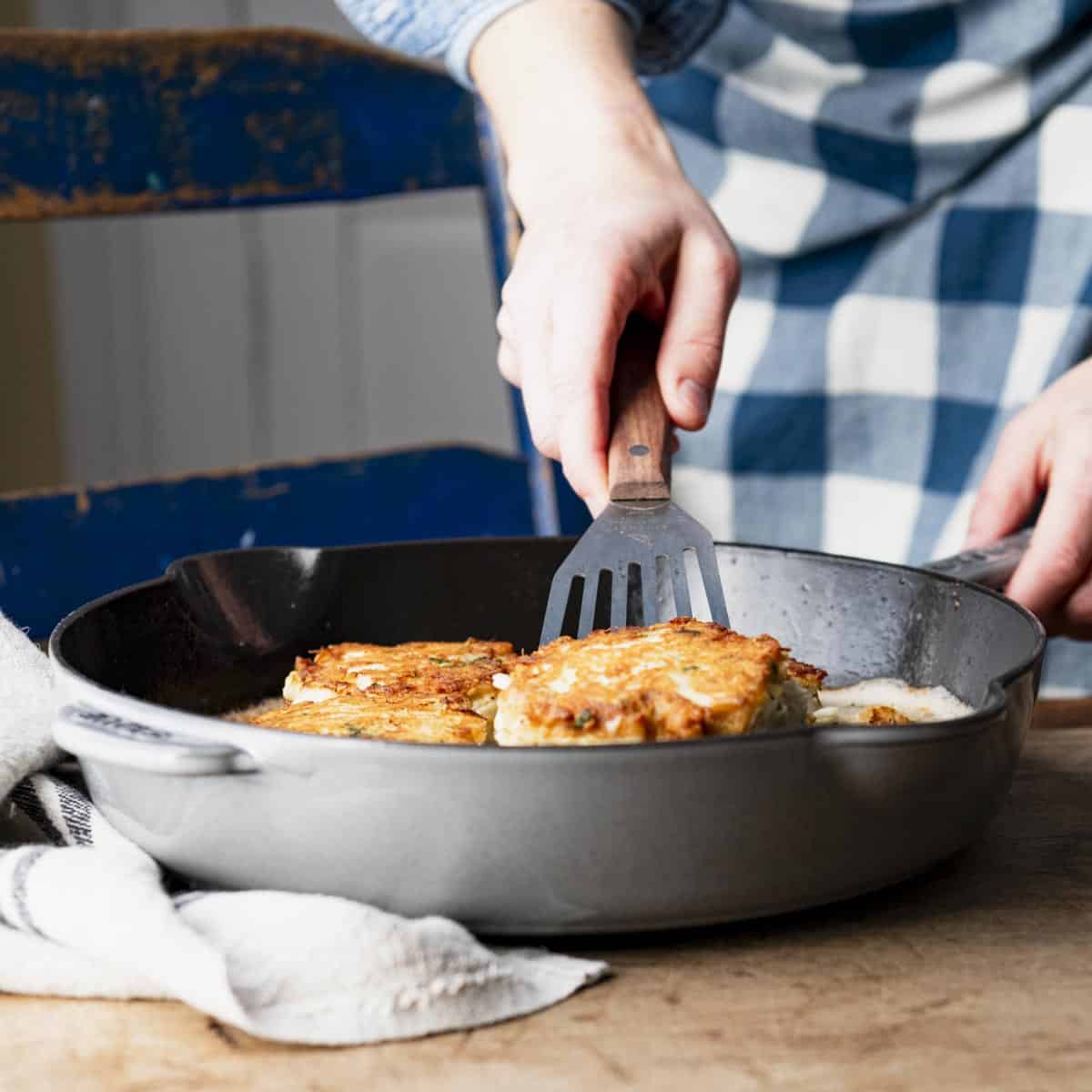 How to Make Crab Cakes - The Seasoned Mom