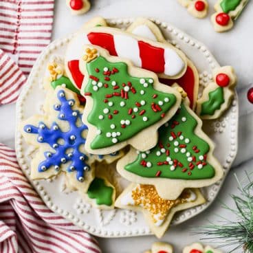 Soft Cut Out Sugar Cookies {Easy, Fun, and Festive} – The Seasoned Mom